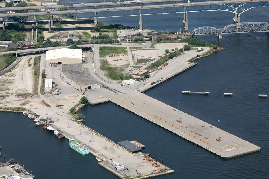 New London State Pier - GM2